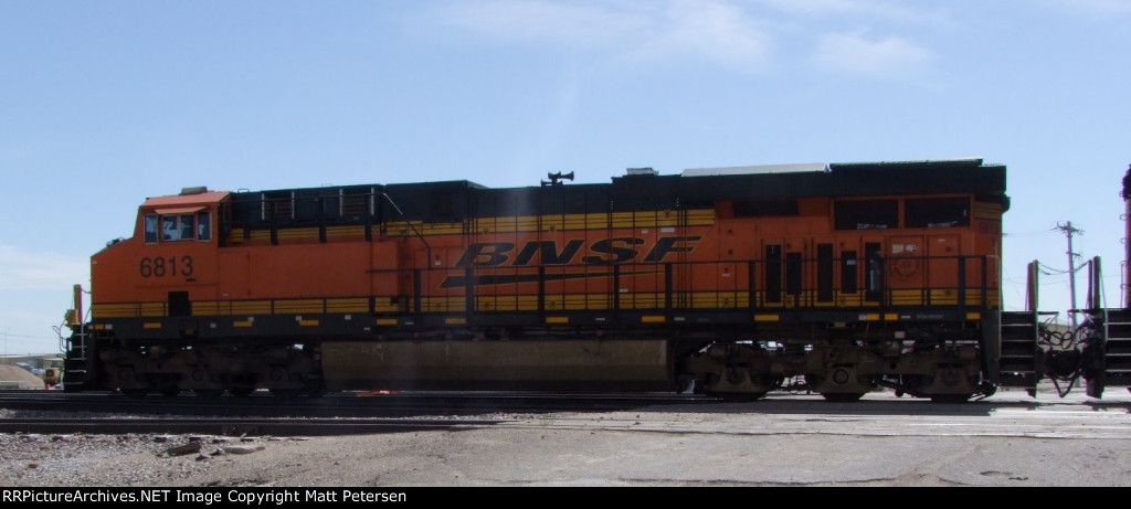 BNSF 6813